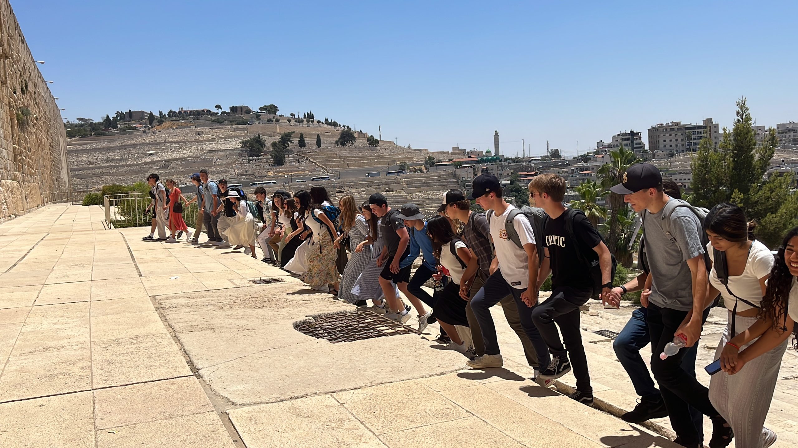 Welcome to Jerusalem Bus 7! - Yallah! Israel